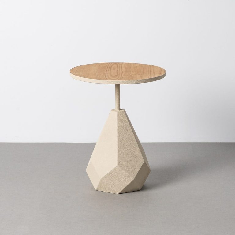 Mesa de metal creme 45 x 45 x 56 cm